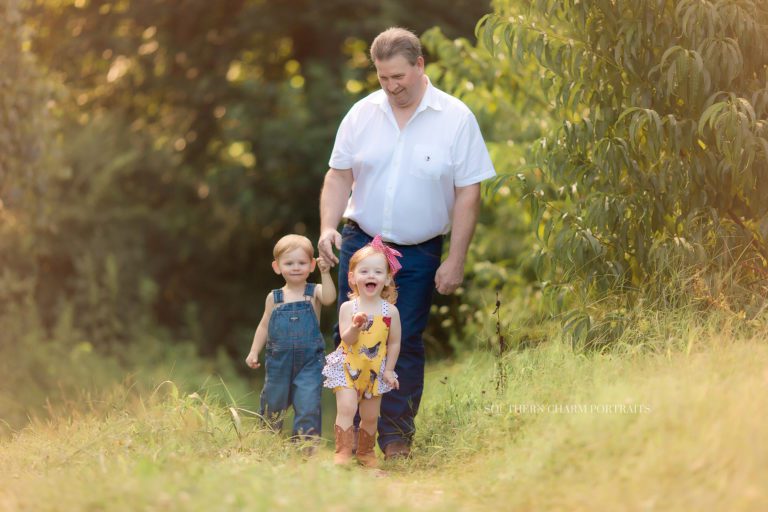 Georgia & Gentry are 2 + Family - Child/Family photographer East ...